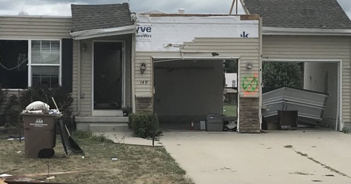 Cleanup begins after tornadoes rip through Iowa Cleanup begins after tornadoes rip through Iowa